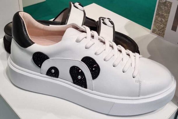 Zapatos inspirados en los Osos Panda gigantes